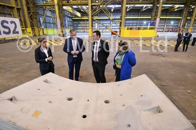 39188505-Left to right Lisa Molloy from Strabag briefs left to right ...