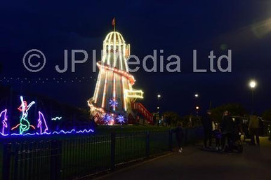 39194652-First night of the Sunderland Festival of Light 2021 at Roker ...