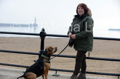 38911295-Out and about on Marine Walk, Roker. Christine Beavers ...
