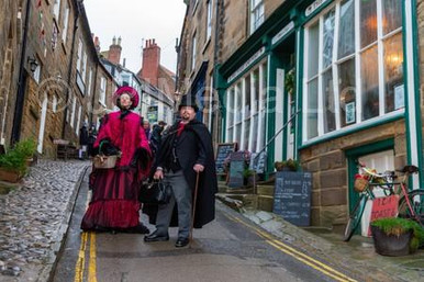 39292784-Date: 4th December 2021. Picture James Hardisty. Robin Hood s ...