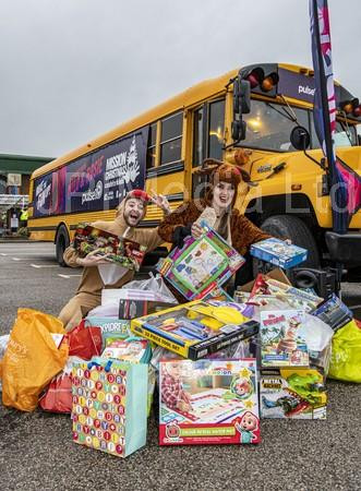 39295134-7 December 2021. . . . . Pulse 1 radio breakfast show ...