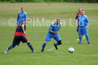 39019118-Sunderland and District Over 40 s football between Pennywell ...