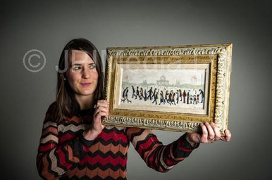 38872506-8 January 2021. . . . . Francesca Young picture specialist ...