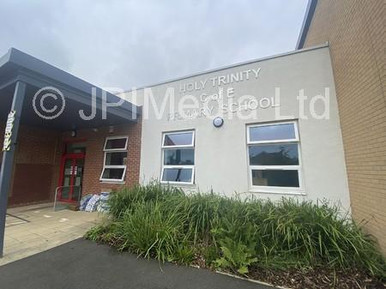 39050616-Holy Trinity C of E Primary School. Picture by FRANK REID ...