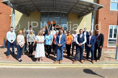 39054021-Orangebox Training Soutions CEO Simon Corbett with his team ...