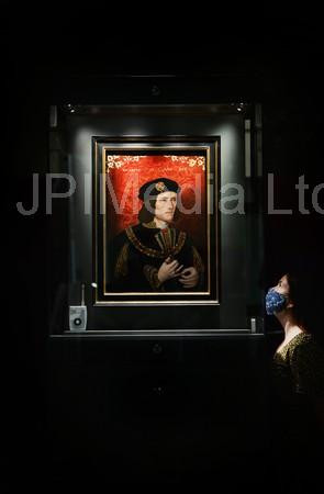 39046059-Lucy Creighton, curator of archaeology with The world-famous ...