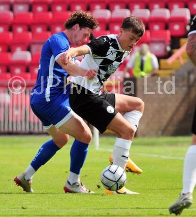 39065223-Reagan Ogle. Action from Gateshead FC 4-1 HUFC pre-season ...