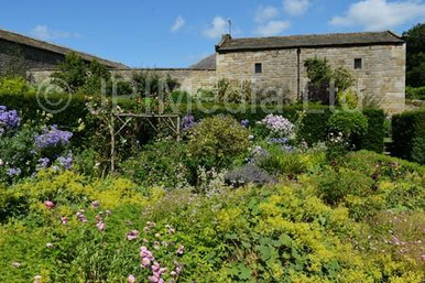39053495-Birstwith Hall gardens were created by the Ackroyd family in ...