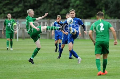 39070392-Northern League football between Jarrow FC blue and Easington ...