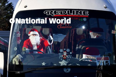 39626268-Photo Neil Cross; Dave Hilton driving his coach dressed as ...