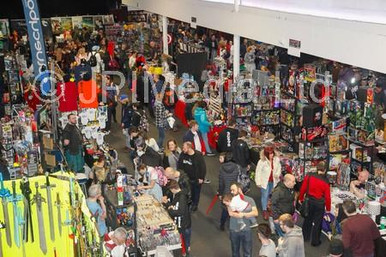 38538645-GV of Capital Sci-Fi Con at Edinburgh Corn Exchange 15 02 20 ...