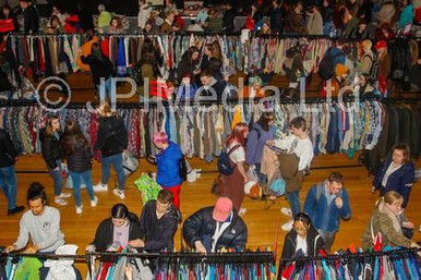 38562810-Preloved Kilo Vintage clothes sales at George St Assembly ...