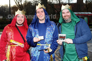 39631189-Otley Run festive outfits sat 17th dec 2022 picture Steve ...