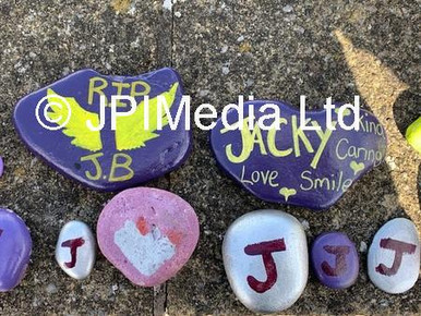 38769521-Pebbles painted by members of Morecambe s Pebbleart community ...