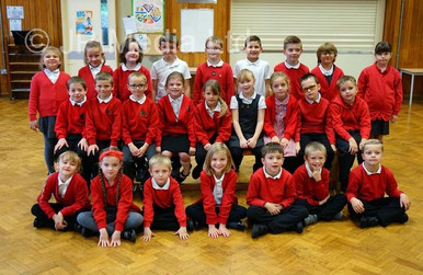 39586794-Derbyshire Times school new starters picture - Staveley Junior ...