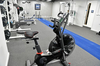 39641008-12 January 2023 . . . . . Absolute Body Solutions, 6 East ...