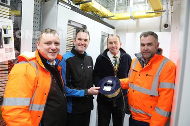 39642033-Kettering, visit by MP Philip Hollobone to Fibre Exchange ...