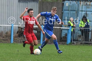 38447381-Boston Town v Cogenhoe football action. - National World ...