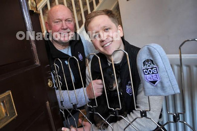 39658640-Peter and Chris Maxted went on Dragon s Den on February 9 ...