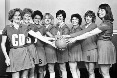 39658779-Netball team pictures Northants Telegraph Retro - National ...