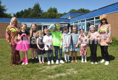 39472964-Holbrook Primary School in Gosport, held a jubilee celebration ...