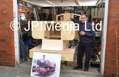 38610867-Photo Neil Cross Ken Berry of New Longton is building a 4 ...