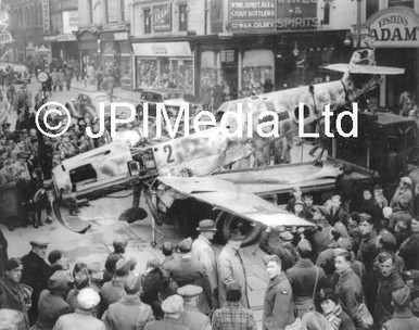 38632721-Blackpool in wartime during World War II, images from the ...
