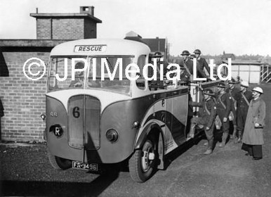38632747-Blackpool in wartime during World War II, images from the ...