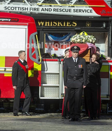 39660529-PIC LISA FERGUSON 17 02 2023 The Funeral of firefighter Barry ...