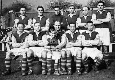 20231552-Mansfield Town 1949-50 Left to right. Back row; Antonio ...