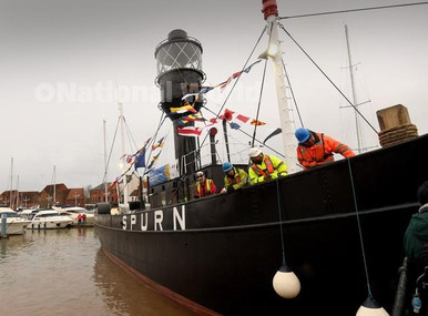 39676417-Following its major restoration, the Spurn Lightship is moved ...