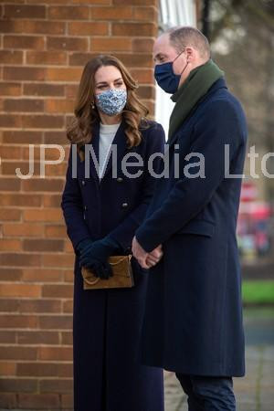 38878021-The Duke Duchess of Cambridge at Batley Community Centre where ...