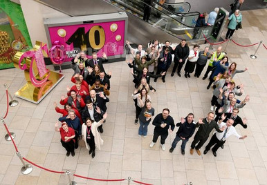 39683906-The Trinity Shopping Centre, Leeds, celebrates being open 10 ...