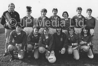 38381698-Scarborough Ladies FC team pictured in February 1992. Front ...