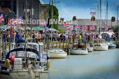 39689735-Rye Festival of the Sea and raft race. - National World ...