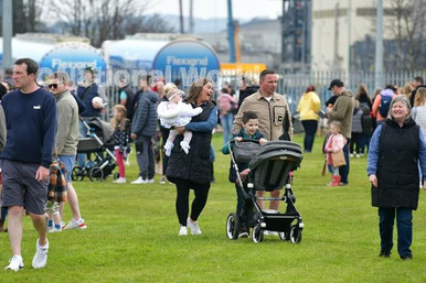 39696342-09-04-2023. Picture Michael Gillen. GRANGEMOUTH. Inchyra Park ...
