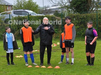 39696652-Gerry Shepherd, Derry City FC, coaching at the Easter Soccer ...