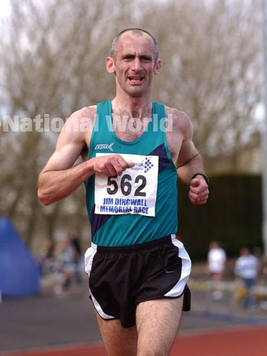 39697675-PIC MG 23 04 06 GRANGEMOUTH. 2006 Round the Houses 10K Jim ...
