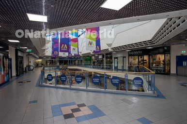 39698023-GV images of the Meridian Shopping Centre in Havant. Photos by ...
