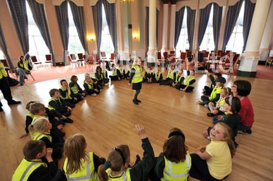 38592210-Lindhead School children end their tour of Victorian ...