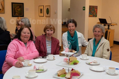 39715100-Susan Davidson, Pauline Cornwall, Rita Dews and Rosalyn Dews ...