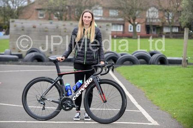 39424509-Captain of the Boompods Elite Women s Cycling Team Hannah ...