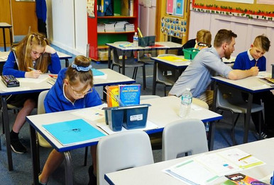 39716046-Barrow Hill Academy school focus. Year 4 maths lesson ...