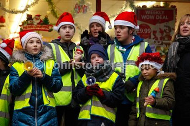 35789581-Pupils from Prospect Bank Primary sing Christmas songs at the ...
