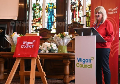 39716144-WIGAN - 18-05-23 The Believe in Leigh star ceremony for ...