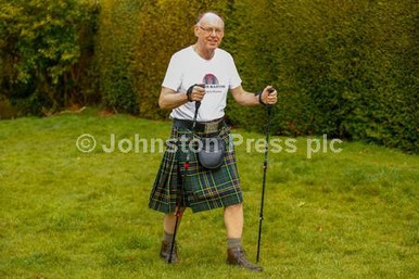 36116873-Former Councillor Ian Baxter who will be walking 187 miles in ...