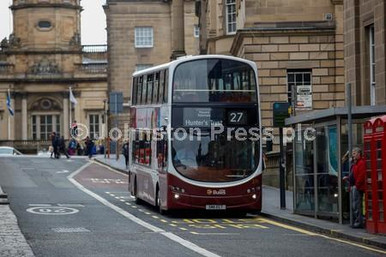 36932119-GV of number 27 bus at George IV Bridge - National World ...