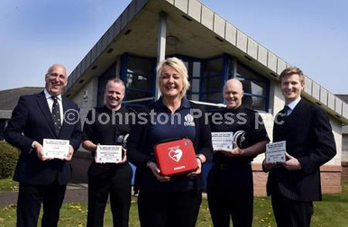 37651991-Pic Lisa Ferguson 24 04 2019 L-r Andrew Smith St. John ...