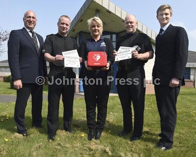 37651995-Pic Lisa Ferguson 24 04 2019 L-r Andrew Smith St. John ...