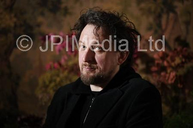 38392012-John Devlin 03 12 2019. GLASGOW. Portrait of author, Ewan ...
